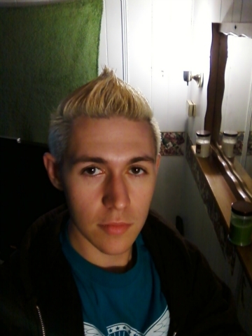 WooHim.com Profile of justin0789 - Ricky Carter